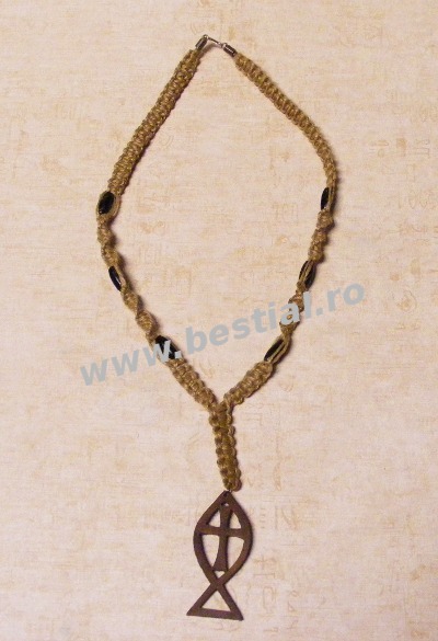 Medalion de piele maro Model Crestin 1 cu snur din canepa - Bestial.ro