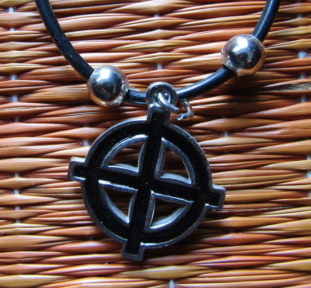 7. Cruce malteza neagra - Bestial.ro