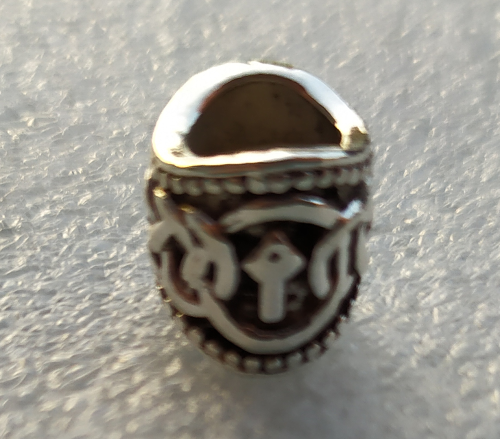 Inel argintiu mic oval pentru barba sau par Viking Rune model Teiwaz ...