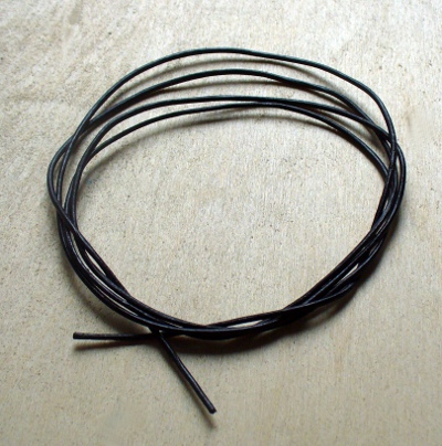 Snur Negru Cerat (JHN) - Bestial.ro