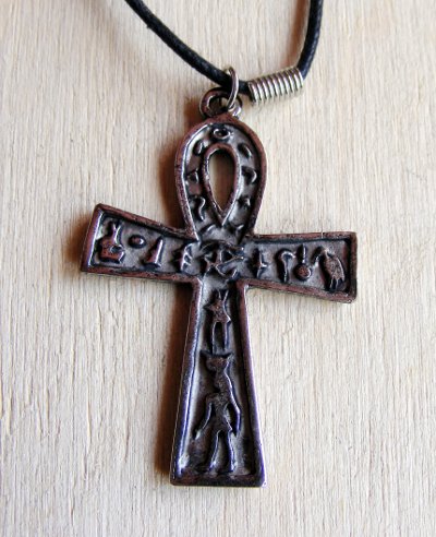 100. Cruce egipteana mare cu simboluri - Bestial.ro