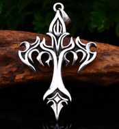 SK329 Medalion de inox Flames Cross - Bestial.ro